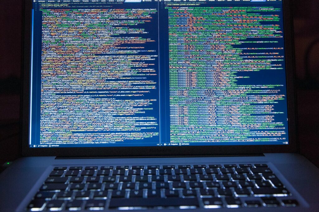 Vertical vs Horizontal Software: How to Choose the Right Platform